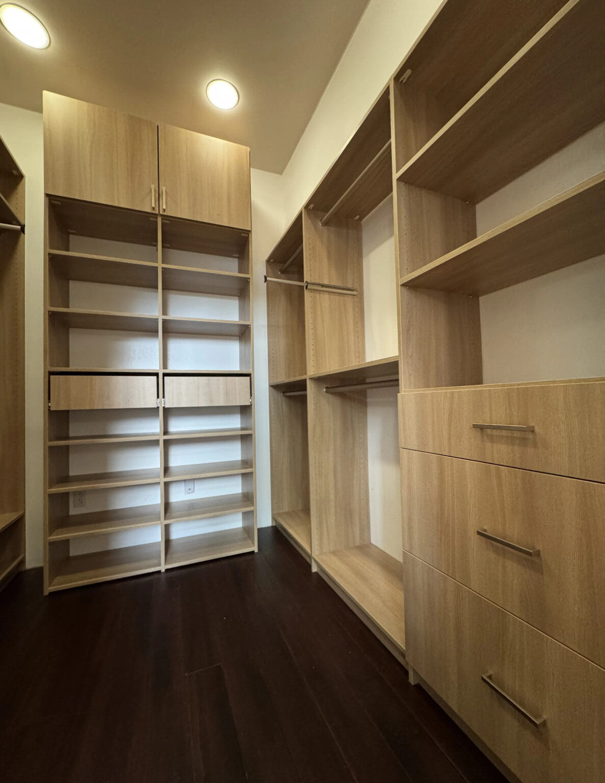 Custom Walk-In Closets Sarasota, FL | Walk-In Closets Design